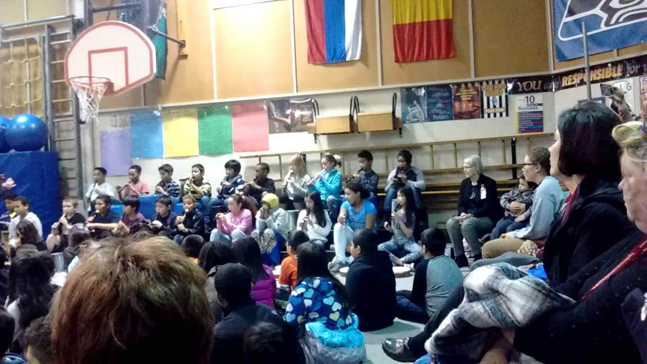 Neely o Brien concert #1 December 2015 Ismael Her - YouTube