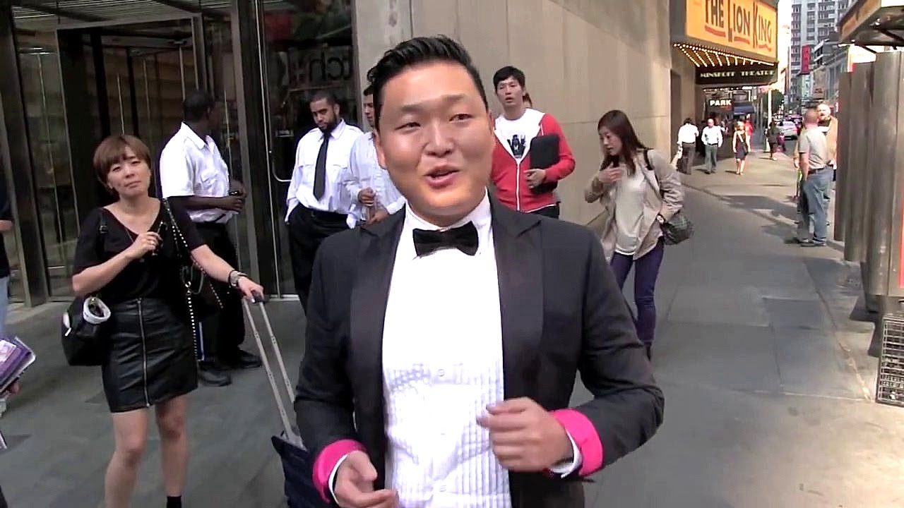 (EXCLUSIVE) PSY in Time square arriving at MTV Studios in New York City ...