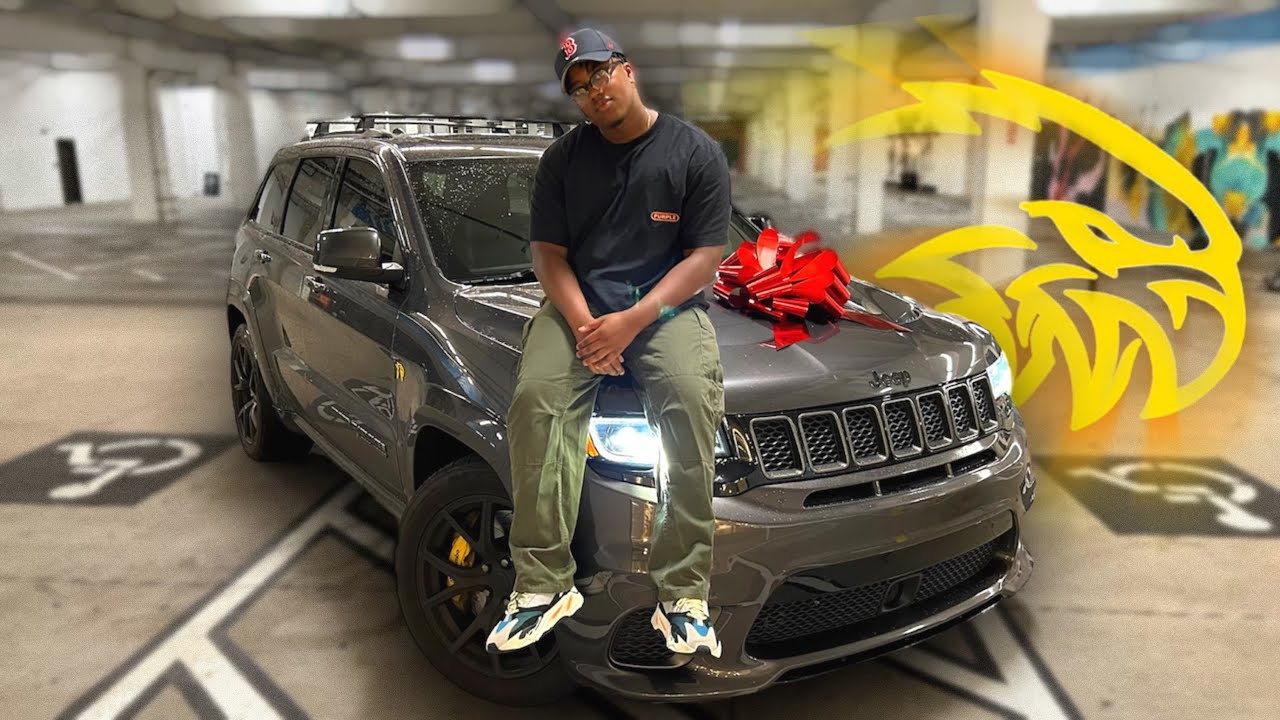 BUYING A JEEP TRACKHAWK (MY DREAM) CAR AT 23..*EMOTIONAL* - YouTube
