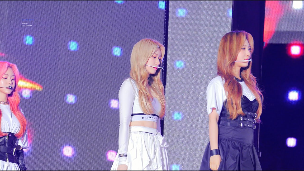 201031 KDMF Twinkle star 로켓펀치 김수윤 직캠 - YouTube