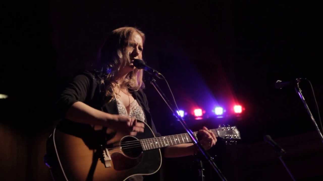 Steph Macpherson at the 2013 Vancouver Island Music Awards: Bells ...