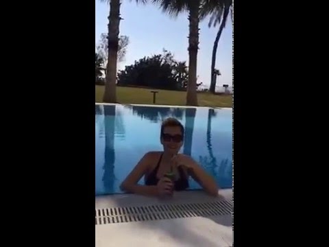 Antalya LifeCo Açık Havuzundan Periscope Yayını