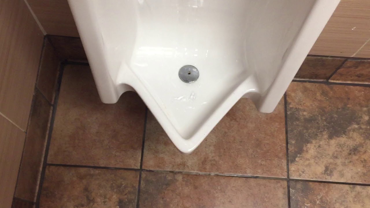 959. Taco Bell Men's Restroom - YouTube