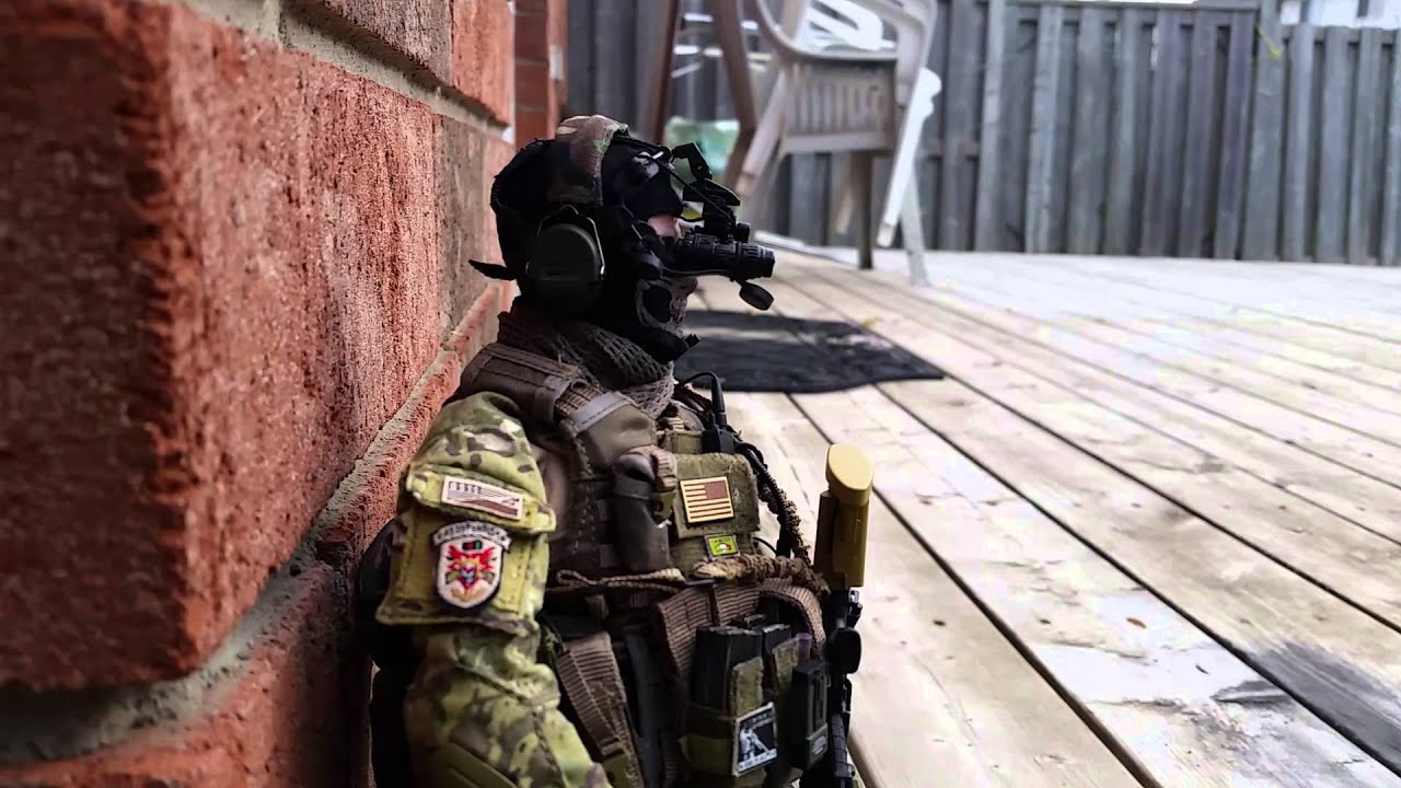 U.S. NAVY SEAL DEVGRU OPERATOR - YouTube