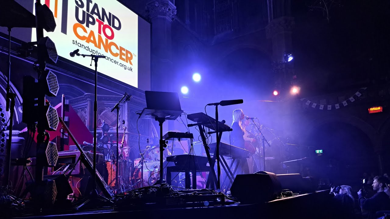 Néomi (Live at Union Chapel for Stand Up To Cancer, 6th February 2023 ...