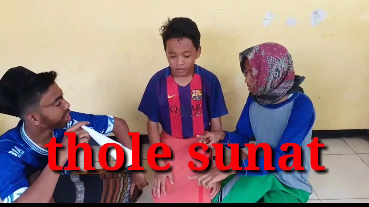 Thole sunat || video lucu - YouTube