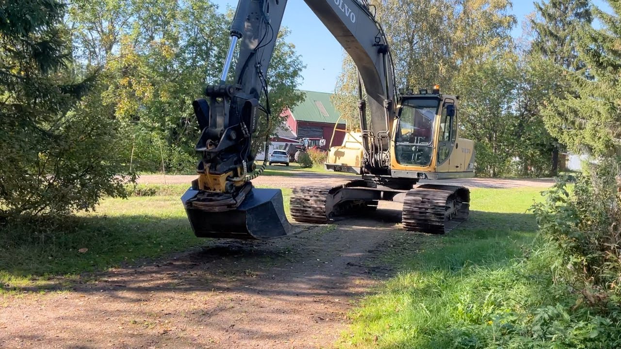 Köp Grävmaskin Volvo EC210LC på Klaravik - YouTube