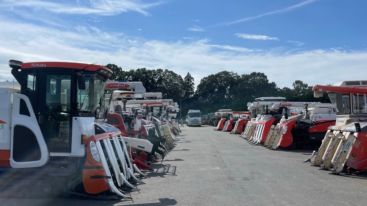 Rice Harvesting Combine Machines | Agriculture and Farming Equipments ...
