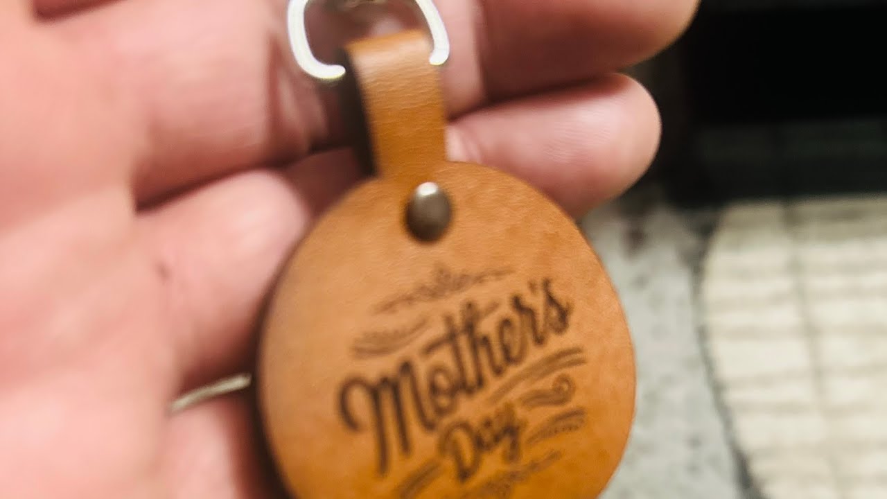 How to engrave and cut keychain leather using xtool s1 - YouTube