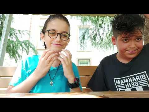 Kafadan aşağı su dökme cezalı Gülmeme Challenge