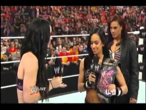 WWE RAW 4/7/14 Paige Vs AJ Lee - Divas Championship Match FULL ..