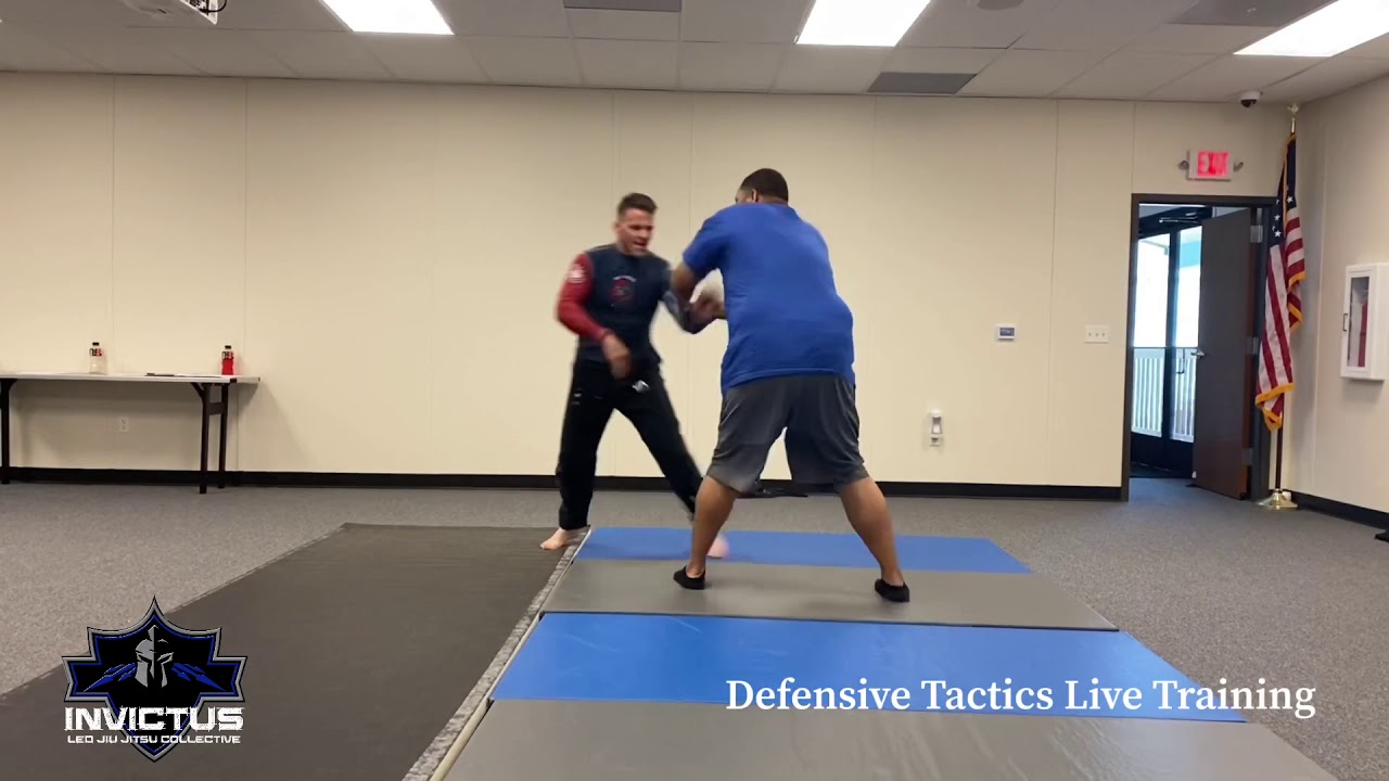 Jiu Jitsu For Police. - YouTube