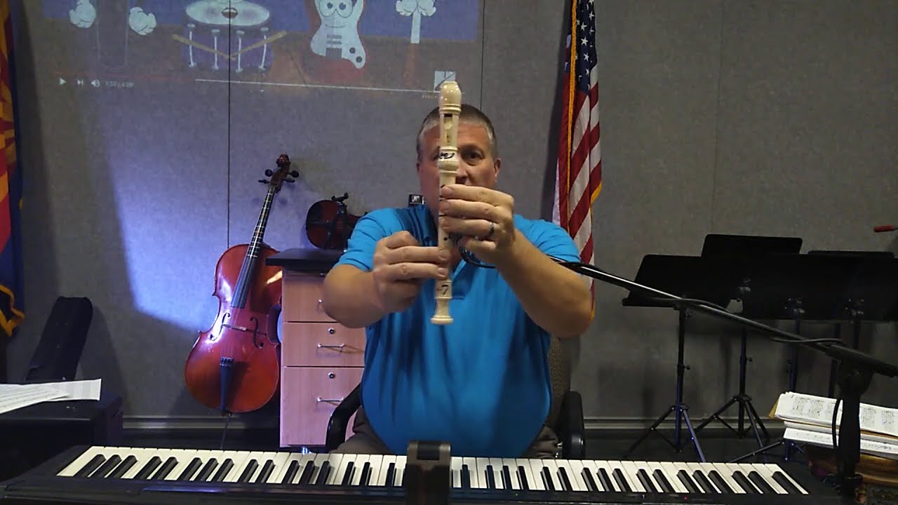 SOPRANO RECORDER/D MAJOR SCALE - YouTube