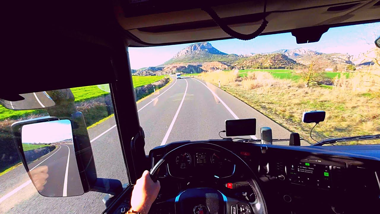 HOW I DRIVE A TRUCK ON SIMPLE ROADS - YouTube