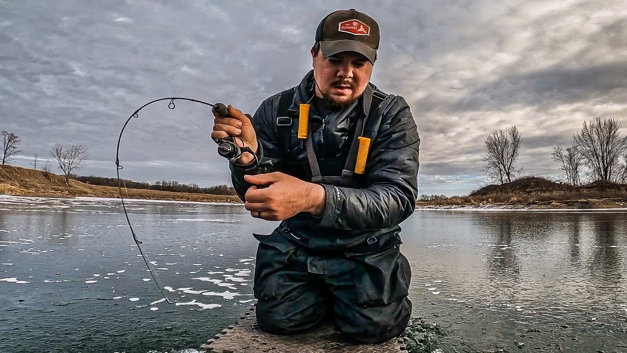 this Abandoned quarry Lake in SE Minnesota is FULL of hungry Bass ...