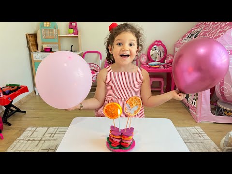 ASEL DURUYA OYUN HAMURUNDAN PASTA YAPTIK ‼️ #doğumgünü #pasta #eğlence #oyunhamuru #oyun  #funny