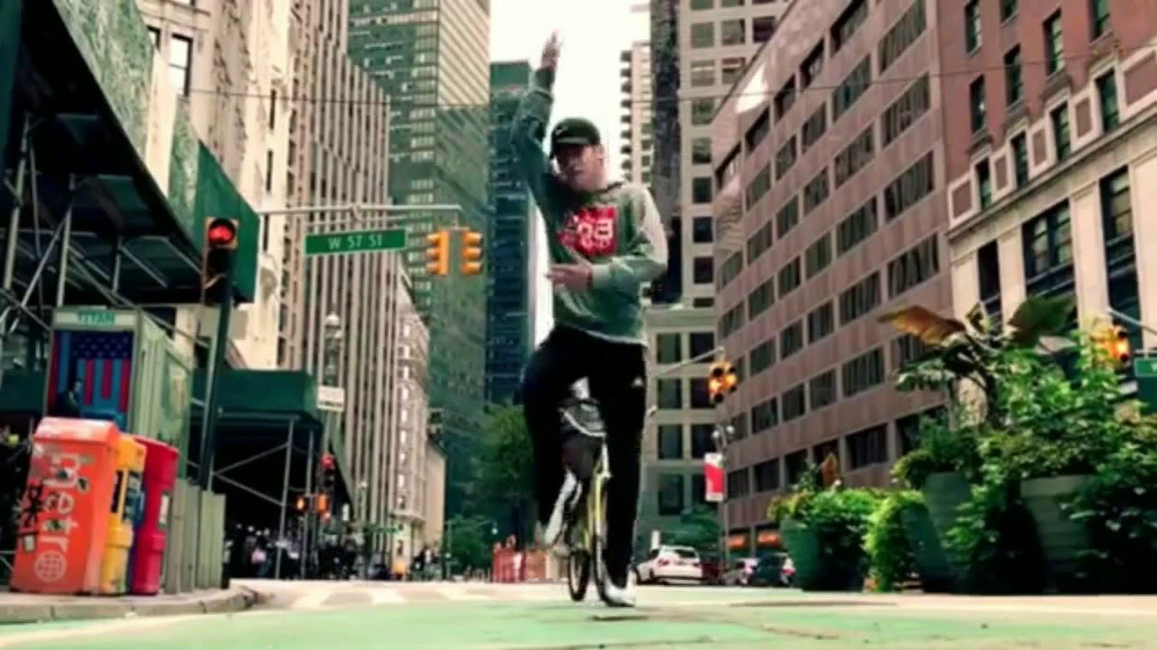 BreakDance Mix Music video - YouTube