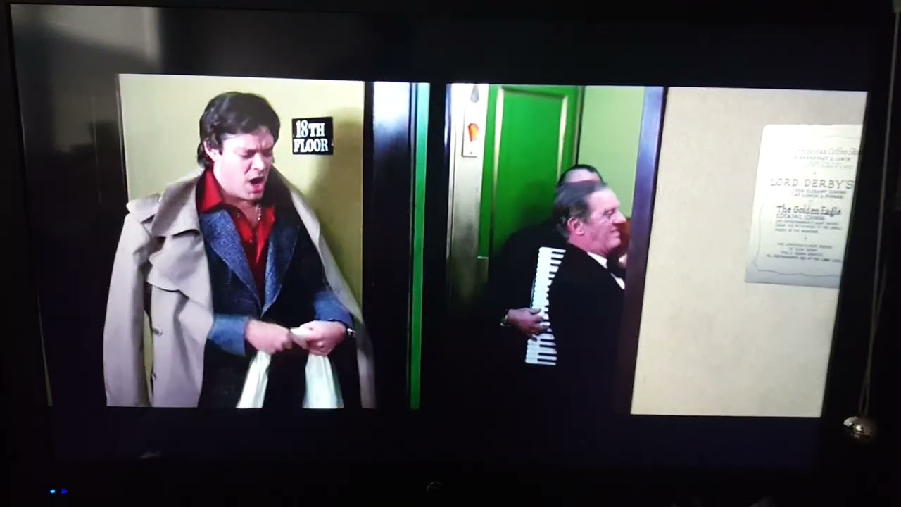 gumball rally santa Lucia Raul Julia as franco - YouTube