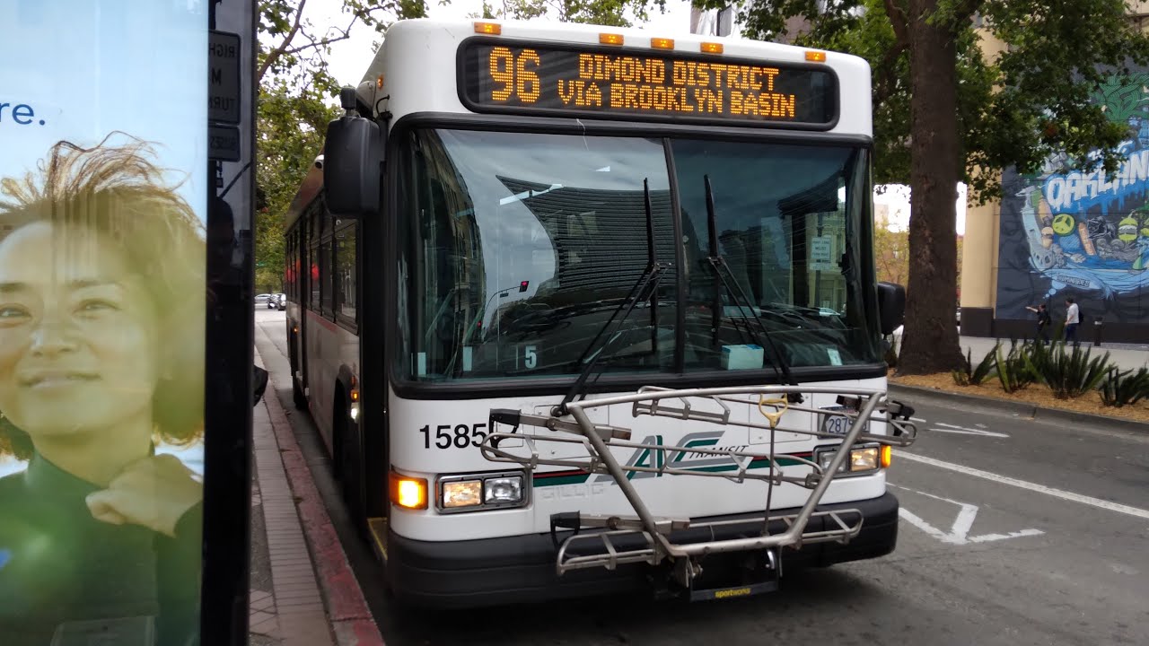 AC Transit 2017 Gillig Low Floor 40' #1585 on Line 96 - YouTube