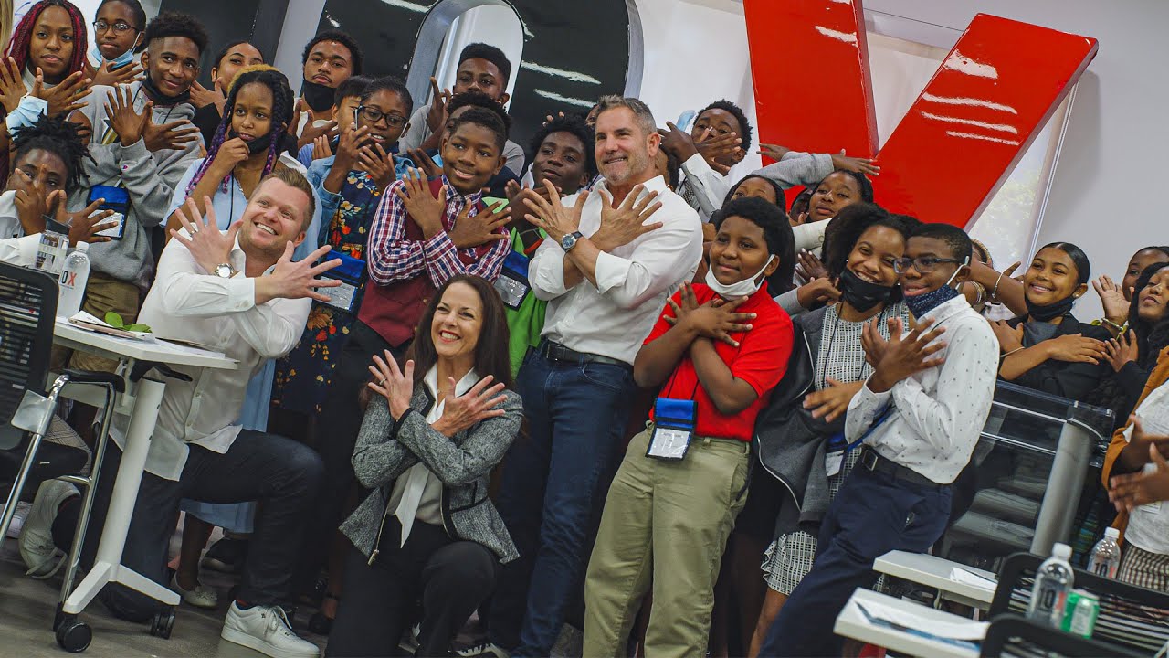 Showing kids how to find their dreams - Grant Cardone - YouTube