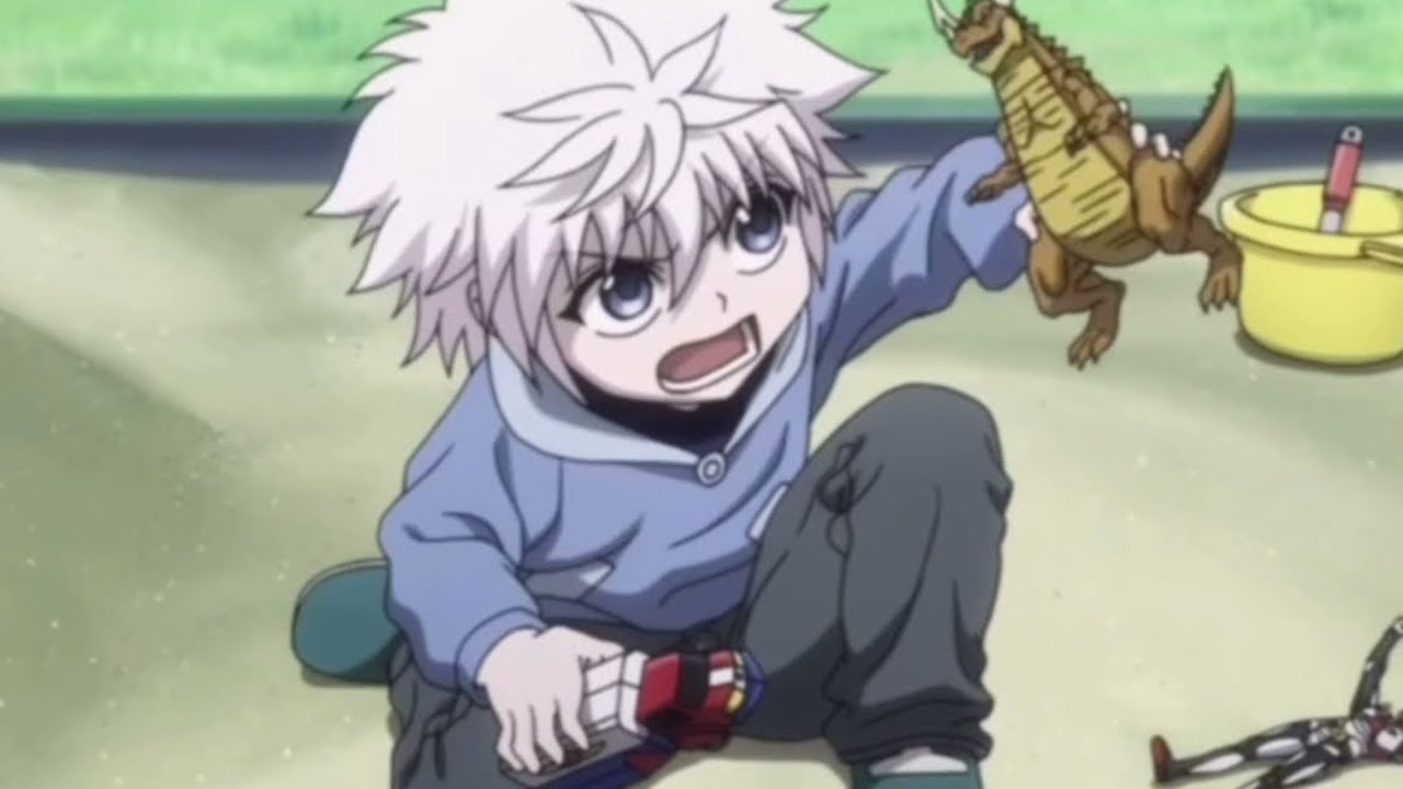 Baby Killua playing with toys for 11 minutes straight - YouTube