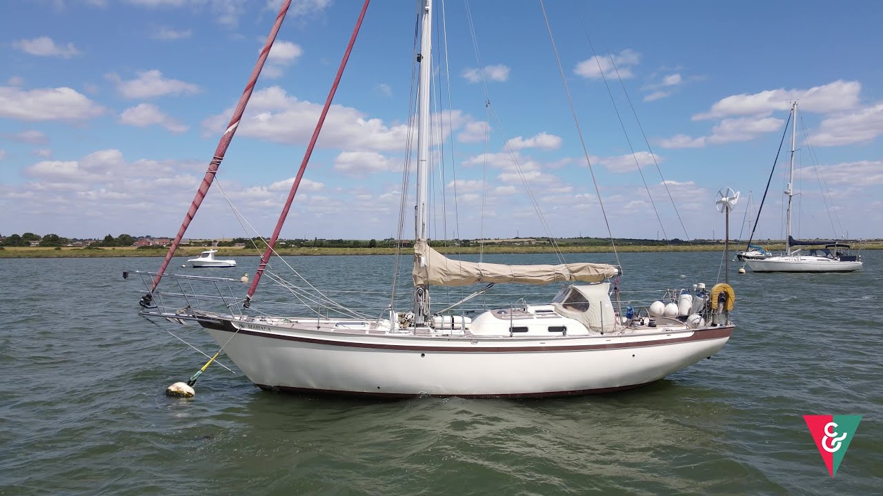 Tradewind 35 - Exterior & Walkthrough Tour - YouTube