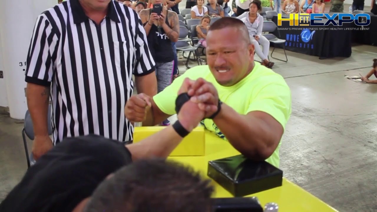Arm Wrestling Competition at Hawaii Fit Expo - YouTube