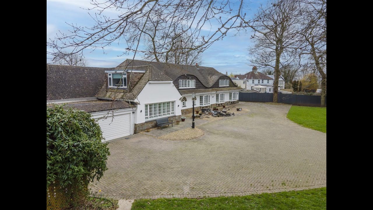 Rookery Wood Sully, Penarth, Glamorgan, CF64 - YouTube