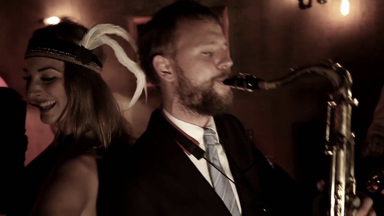 New Orleans Burlesque (Jazz Five + Sweet Burlesque) - YouTube