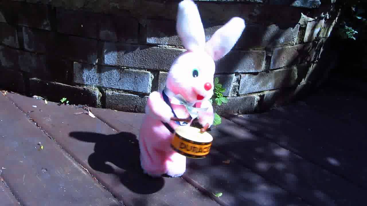 Duracell Bunny - YouTube