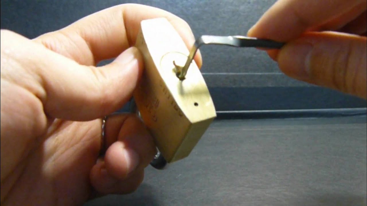 Iseo city aditus 50mm padlock - YouTube