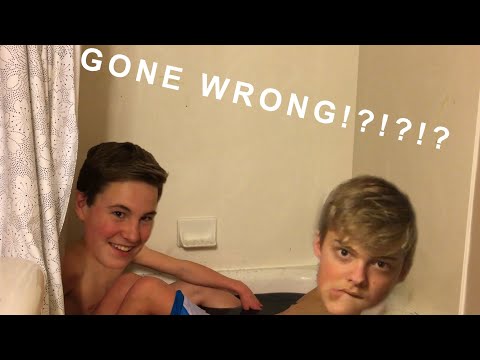 FRUIT PUNCH BATH CHALLENGE!!! (IT STAINED HIM GREEN) *NOT CLICK BAIT*