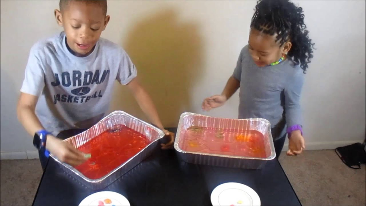 Corey and Courtney's Jello Challenge - YouTube