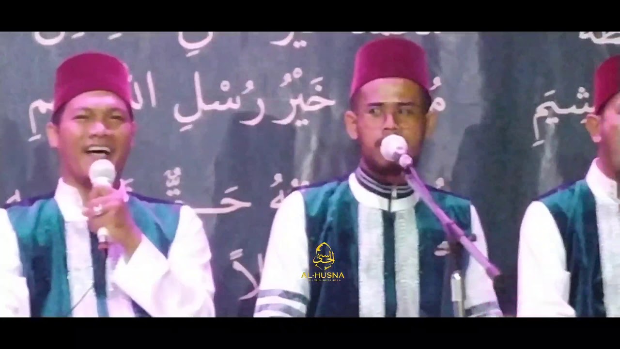 di menit ke 4 Syair Mauludun Nabi Muhammad - YouTube Music