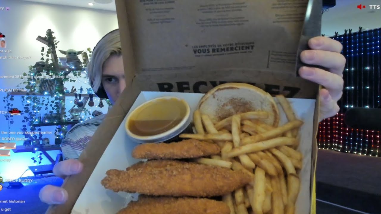 xQc Shows His Food For The Day - YouTube