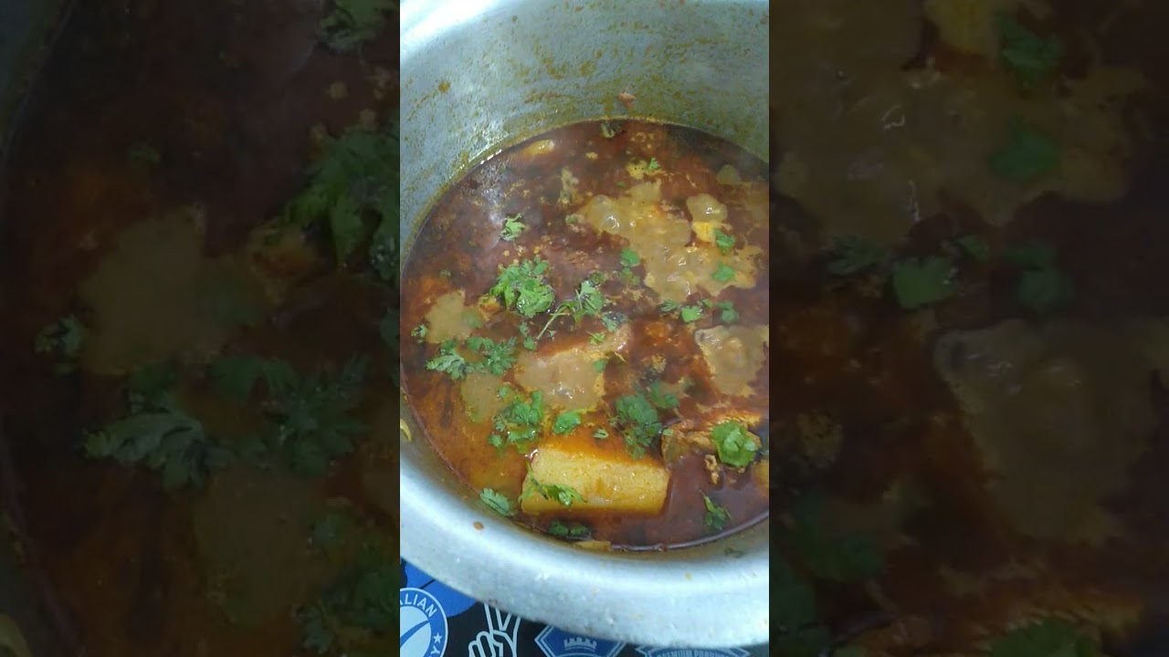 chicken aur batate Ka salan 👌👌👌👏👏👍👍 - YouTube