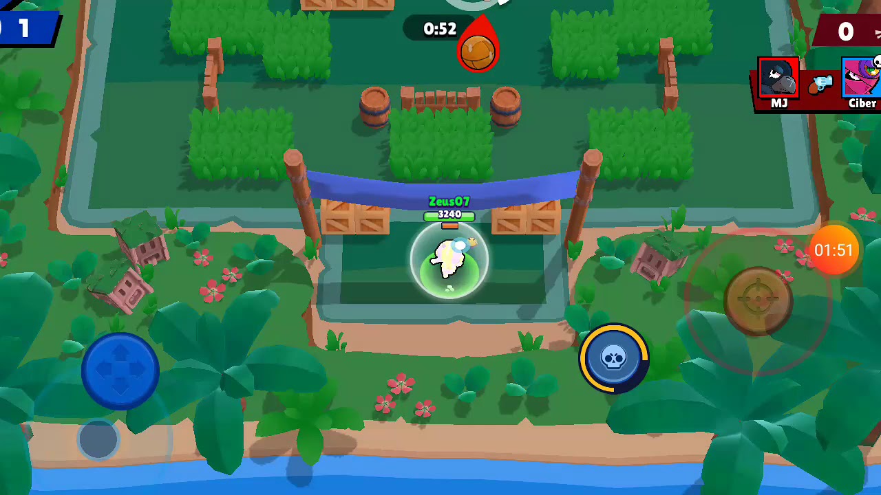 Bee Using brawl ball - YouTube