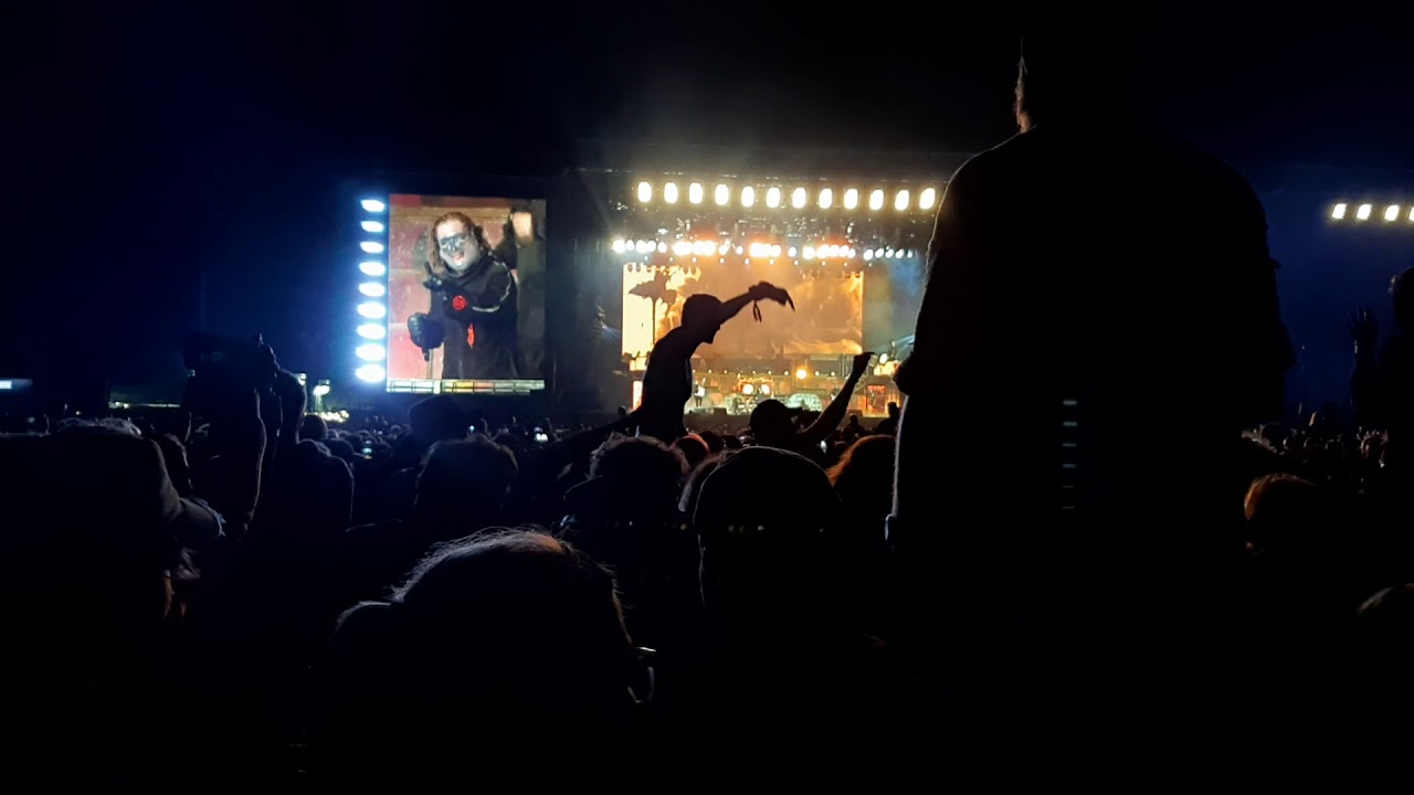 Slipknot - Spit It Out sit-down (Live at Graspop 2019) - YouTube