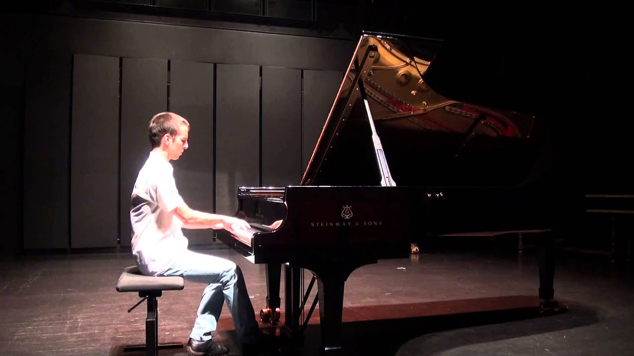 S. Rachmaninov Etude op.39 no.5 (Marko Molnar) - YouTube