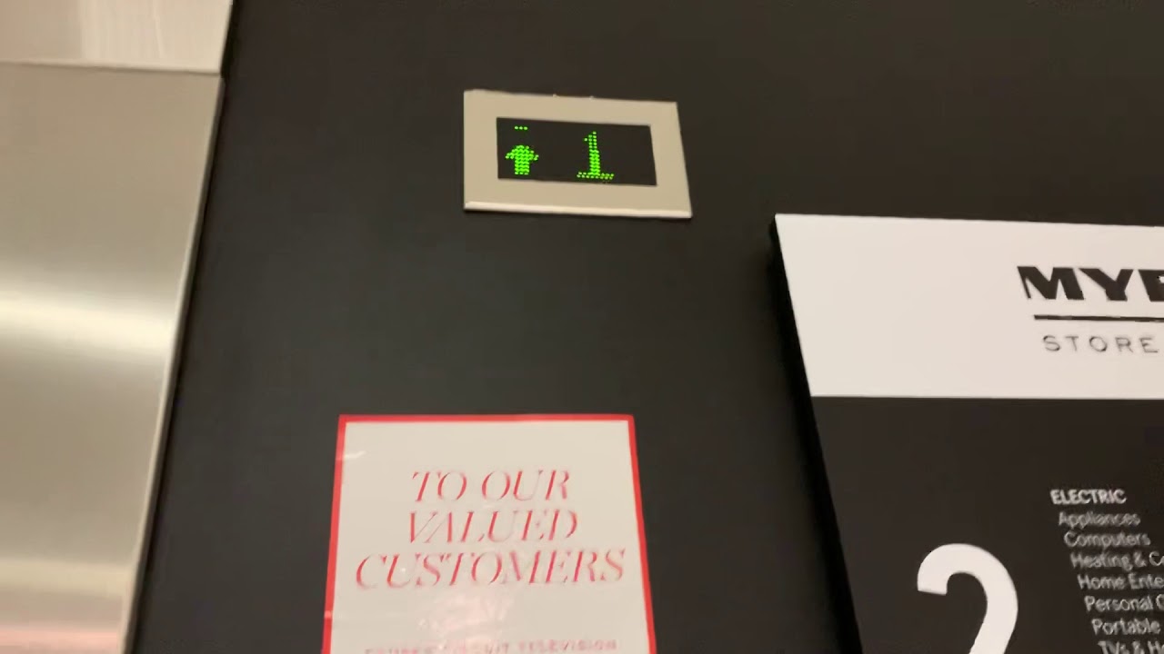 Lift at Myer Westfield North Lakes - YouTube
