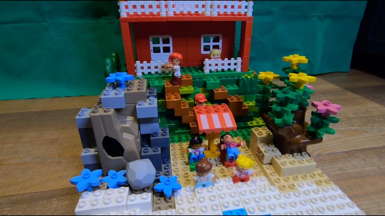 How To Build a Lego Duplo Beach House - YouTube