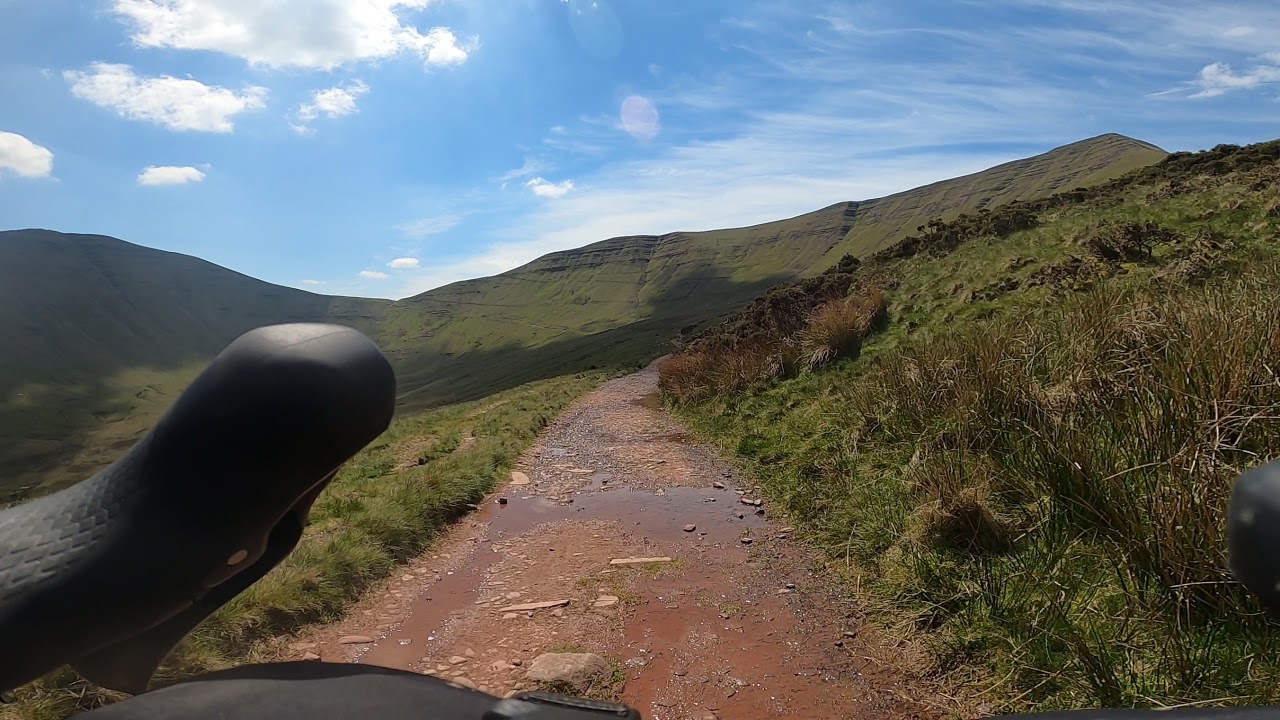 Climbing the Gap from Brecon - YouTube