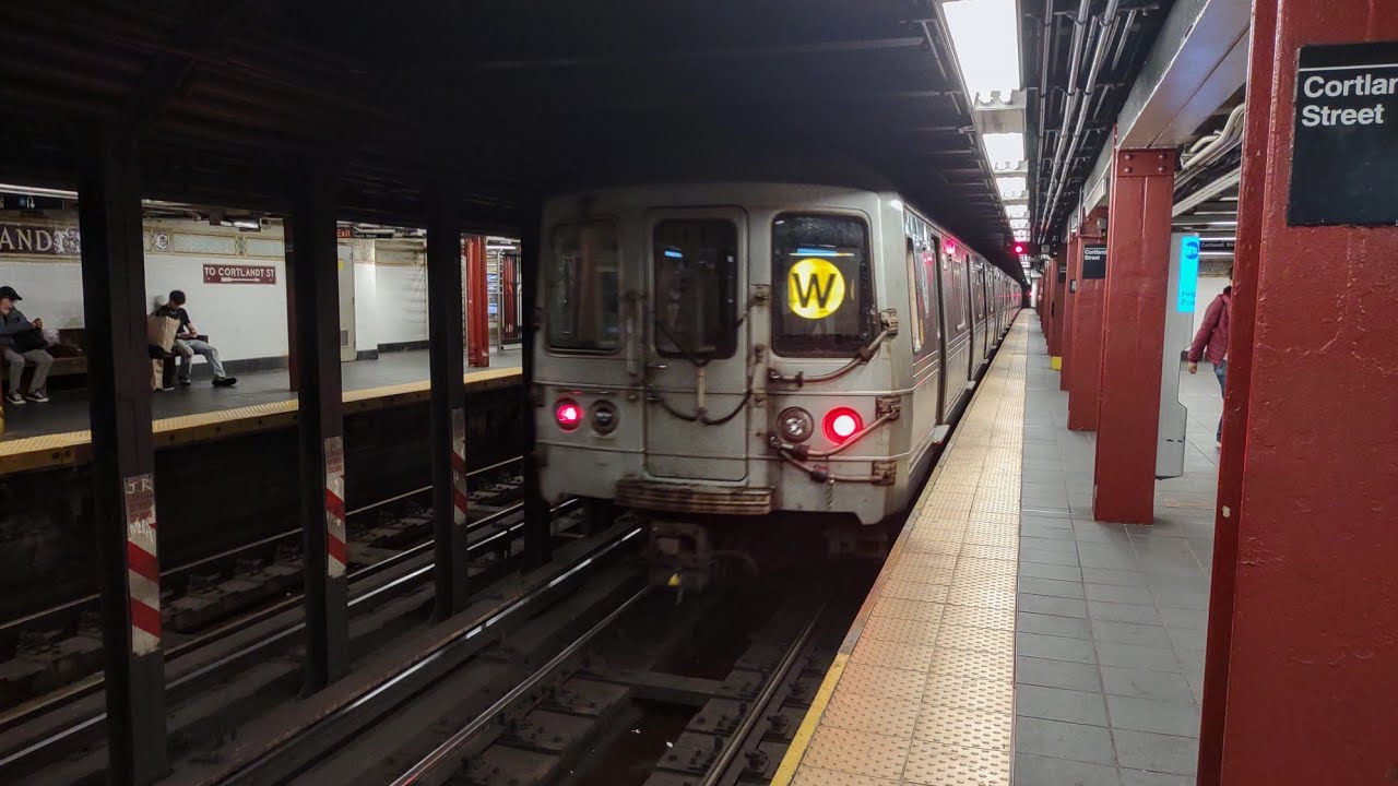 MTA NYCT Subway: Whitehall Street Bound Pullman Standard R46 (W) Train ...