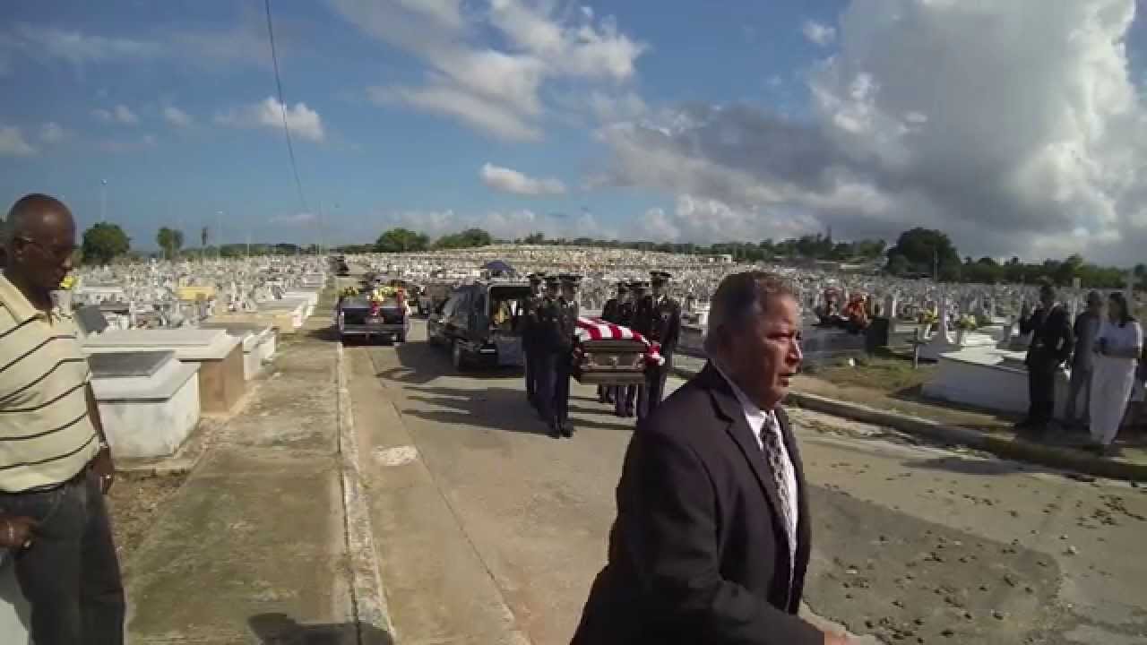 Funeral & Burial of Luis Angel Diaz Alamo in Arecibo, Puerto Rico 11/1 ...