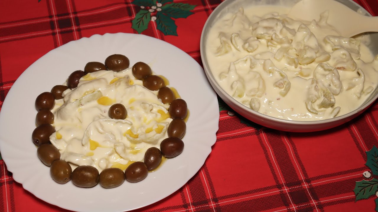 Speca me ajke | Receta tradicionale | Peppers with strained yogurt ...