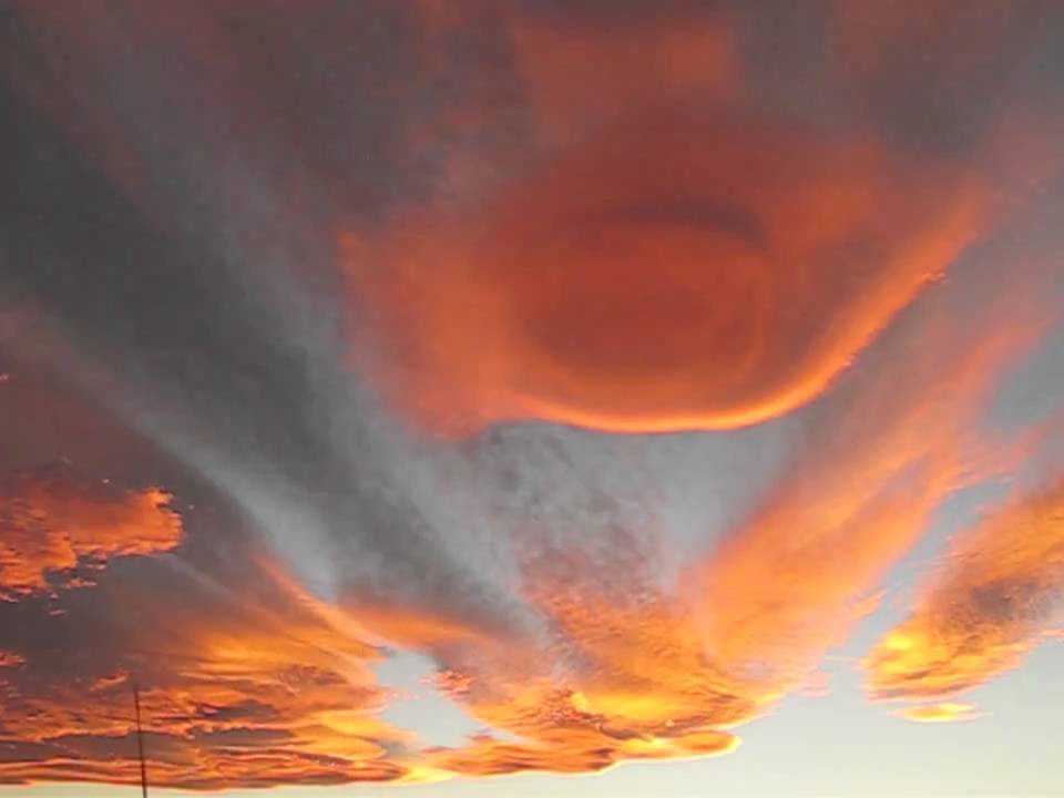 Sunset timelapse of chinook clouds in Milk River, AB - YouTube