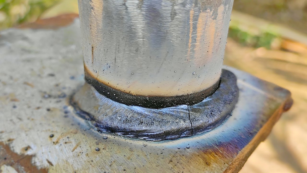 How to weld in round pipe 1G position - YouTube