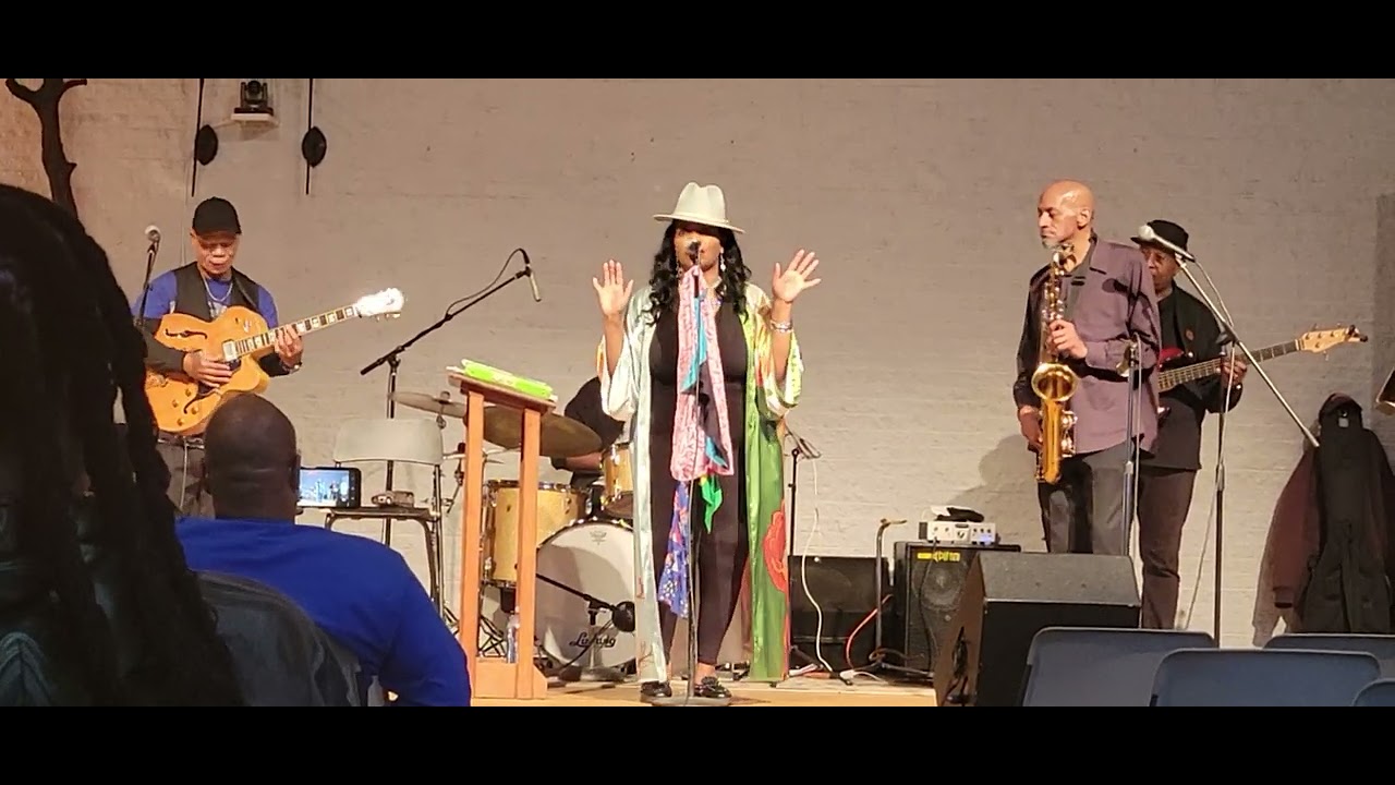 Stacy Brooks sings "Trapped By This Thing Called Love" at Blue Monday ...