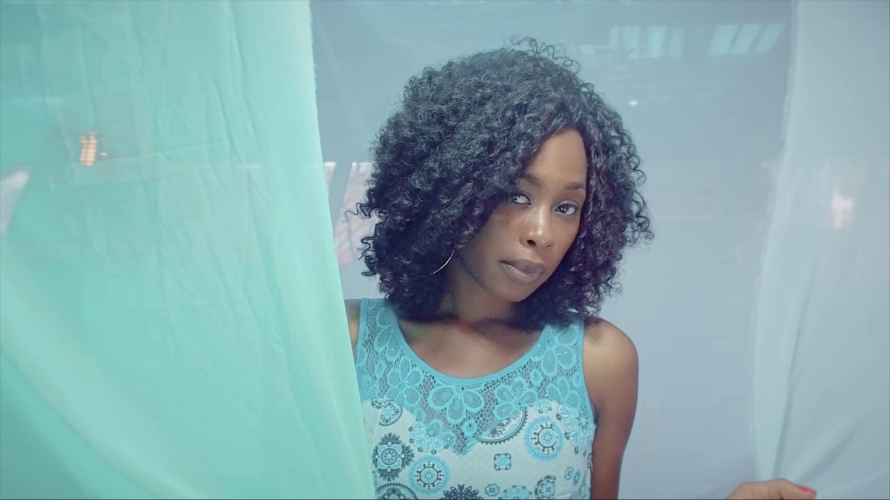 Yaili - Se Waa (vidéo officielle) - YouTube