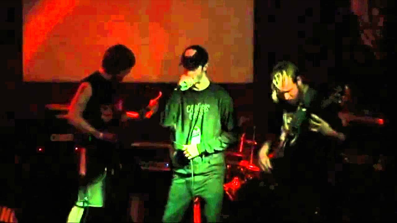 Short bus pile up 6/13/2012 Shakedown Bar SD CA - YouTube